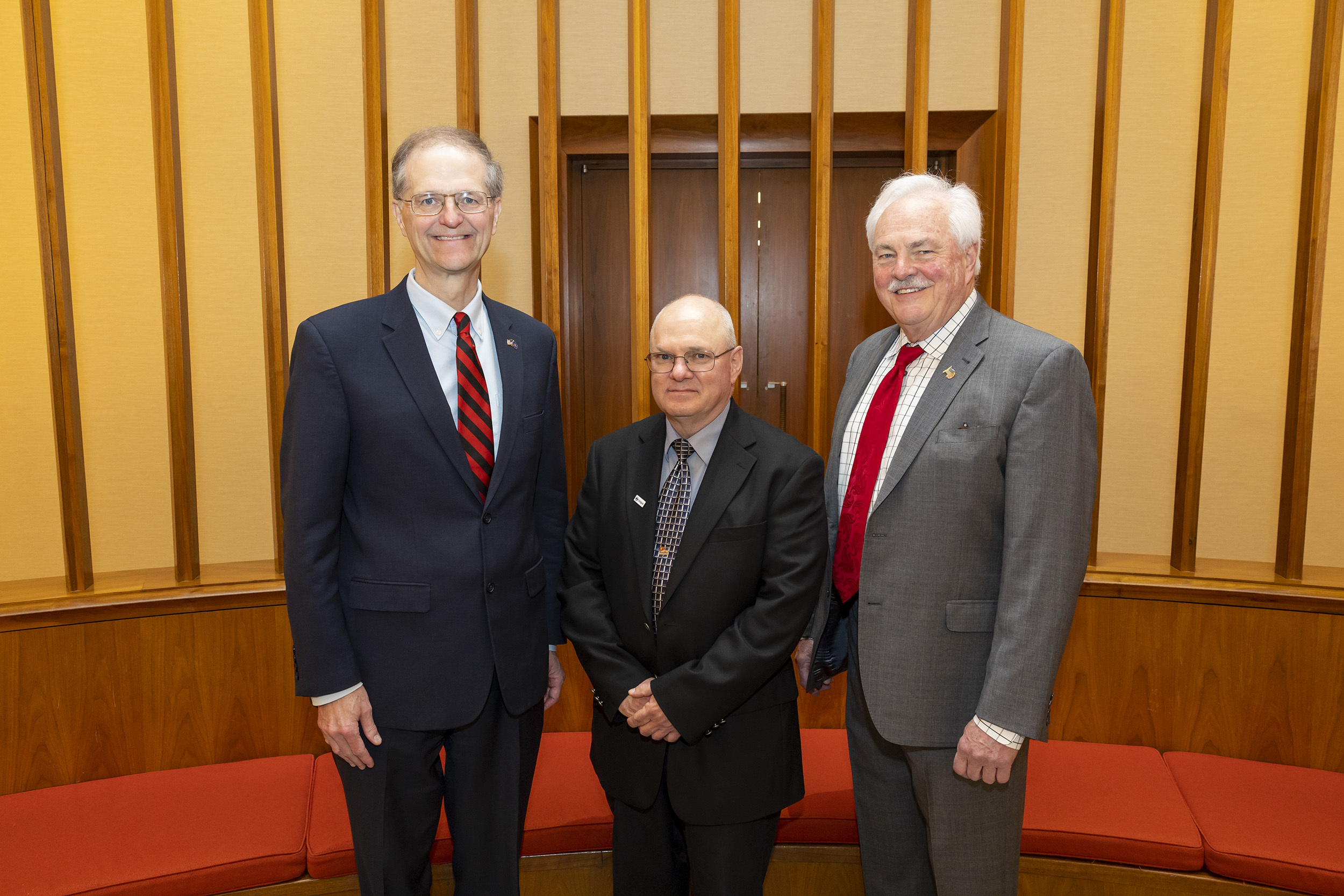 Franklin Mayor Douglas Baker Receives Local Government Excellence Award ...